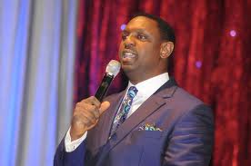 COZA Pastor, Biodun Fatoyinbo urges Christians to Serve God through ...